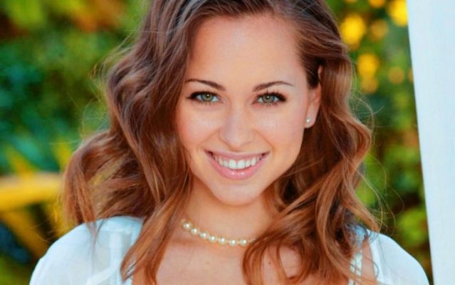 Райли Рид (100 фото) 🔥 BipBap.ru